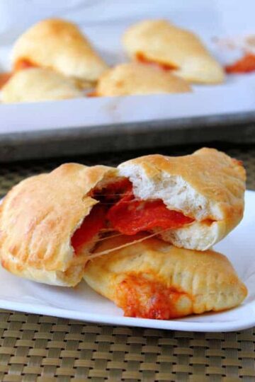 Pepperoni Pizza Pockets - Countryside Cravings