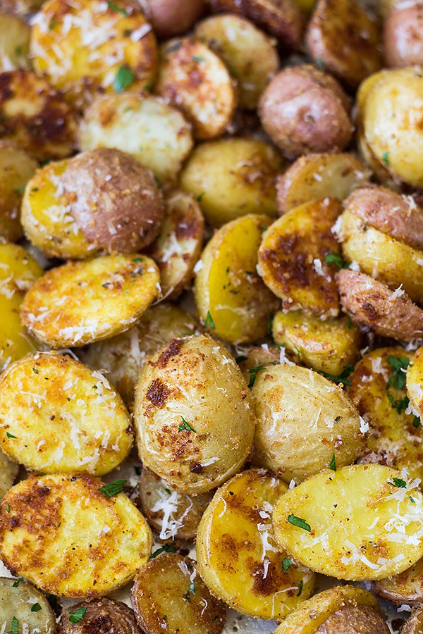 Roasted Parmesan Potatoes | Countryside Cravings