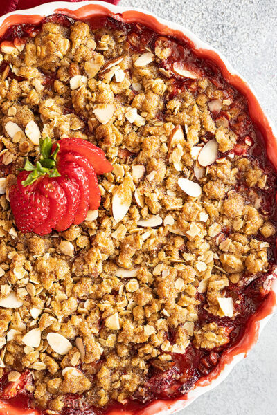 Strawberry Crisp - Countryside Cravings